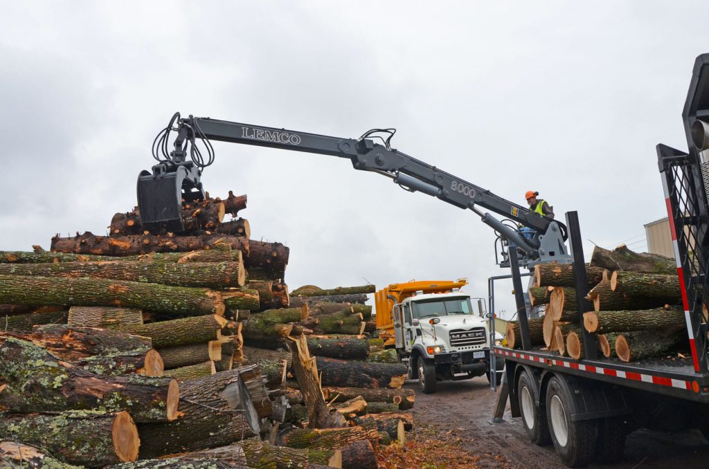 Lemco Hydraulics Loaders | Truck Equipment & Fabrication from Morin Diesel